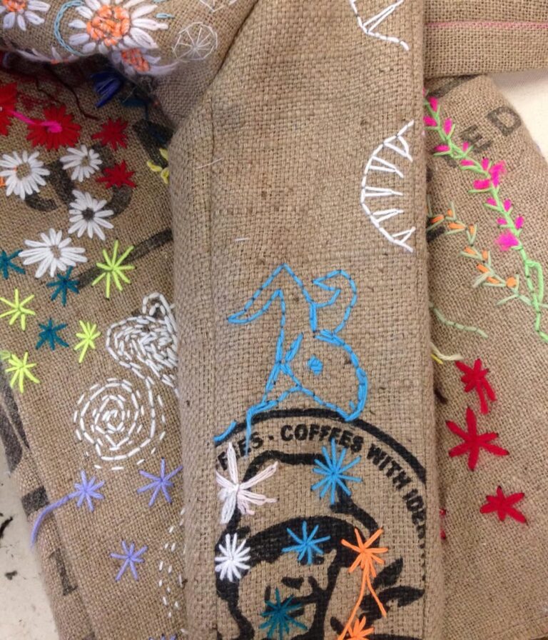 10 creative ways to repurpose Burlap Coffee Sacks into beautiful ...